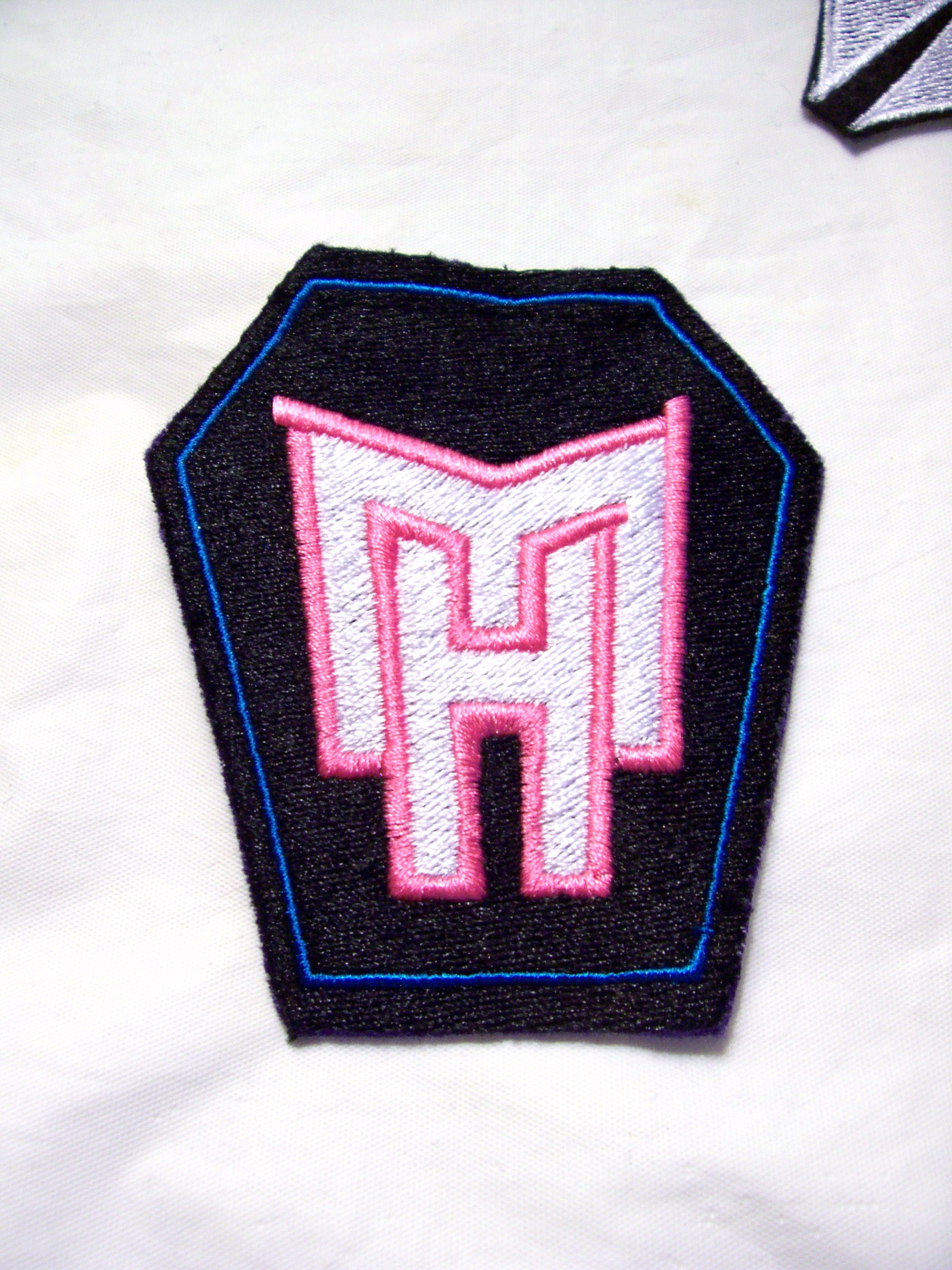 Embroidered Monster High Coffin Logo Patch Badge Iron / Sew On Monster ...
